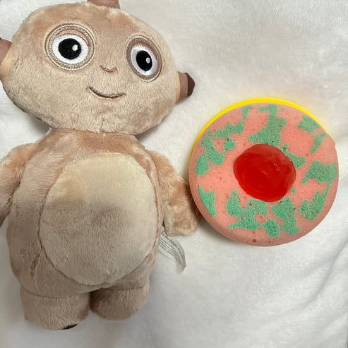 Makka pakka sponge and red soap Bath Toy (Worldwide shipping ...