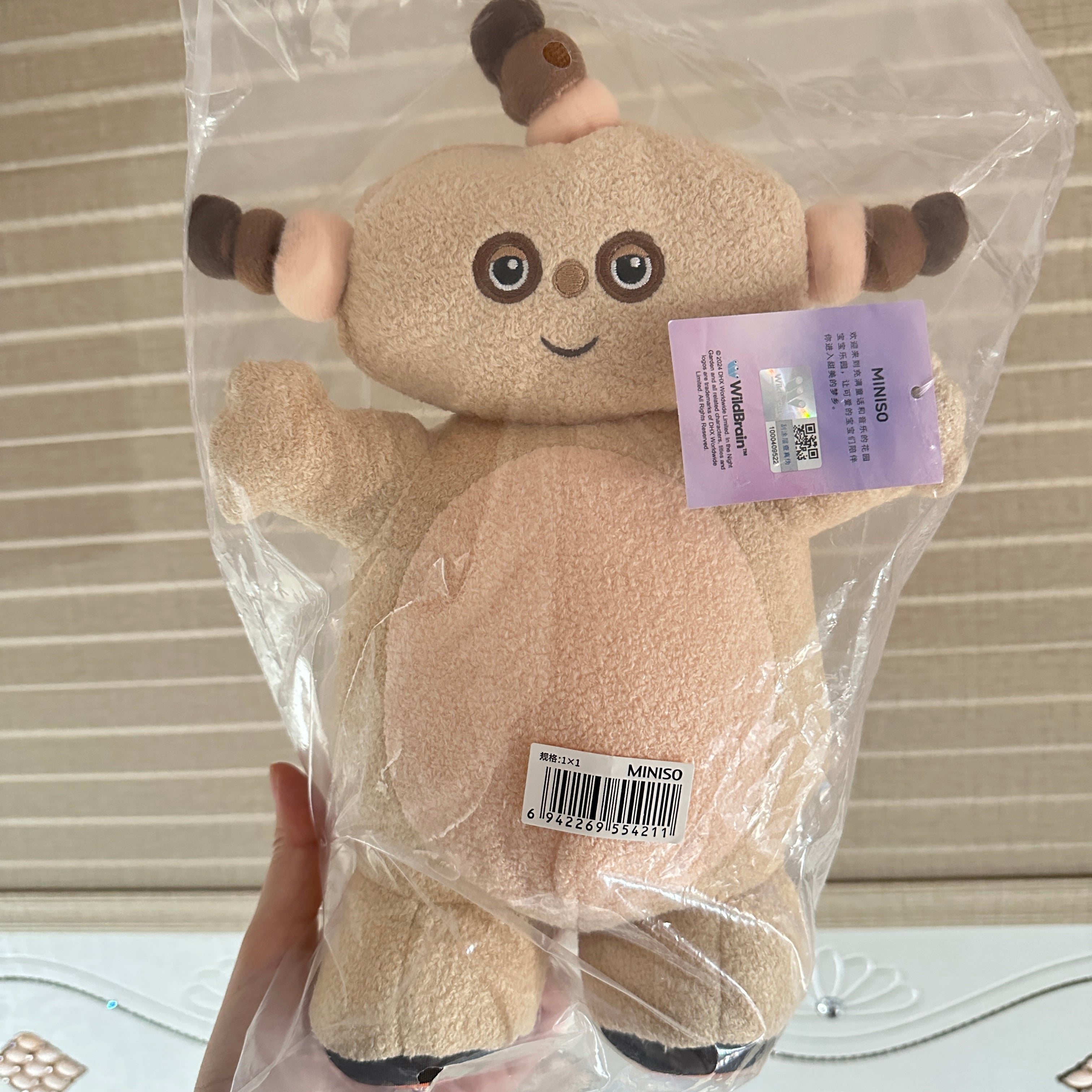 miniso makka pakka 24cm plush toy and makkapakka sponge – kikigoods